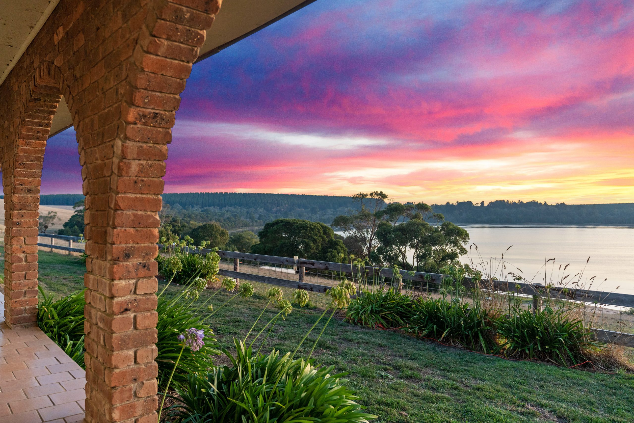 Clearing Sales – O'Connor and Graney